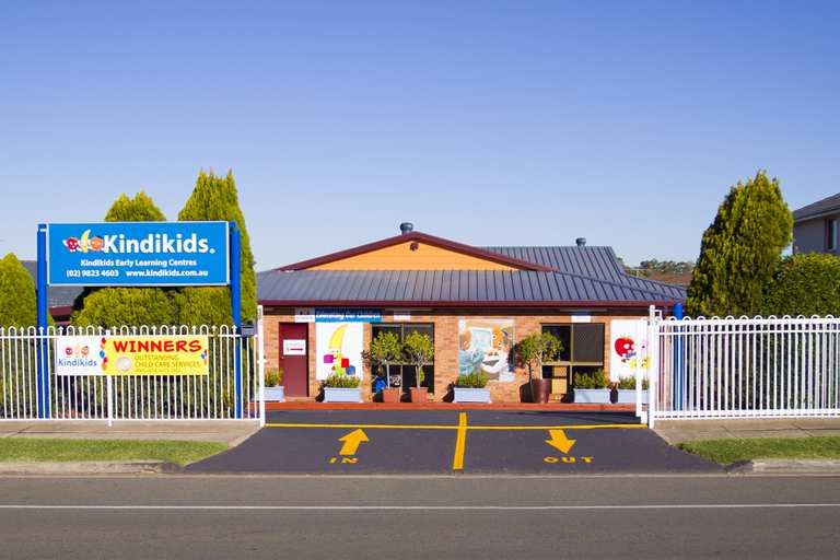 Compare Child Care in Edensor Park, NSW 2176 - Toddle