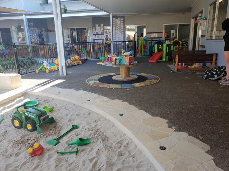 Little Gems Child Care & Early Learning Centre | Toddle